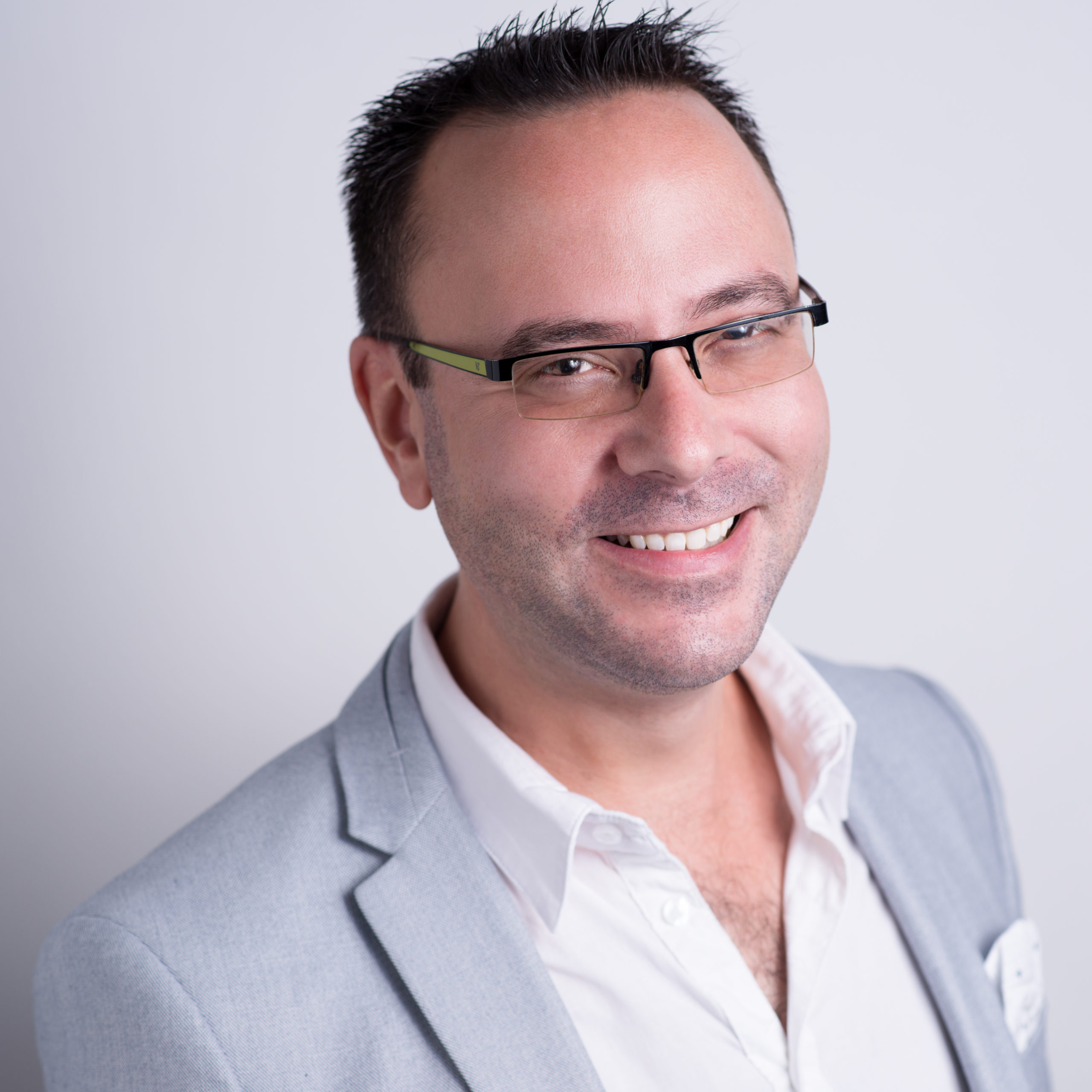 Interviewing the Interviewers: Samuel Scott - New Digital Age